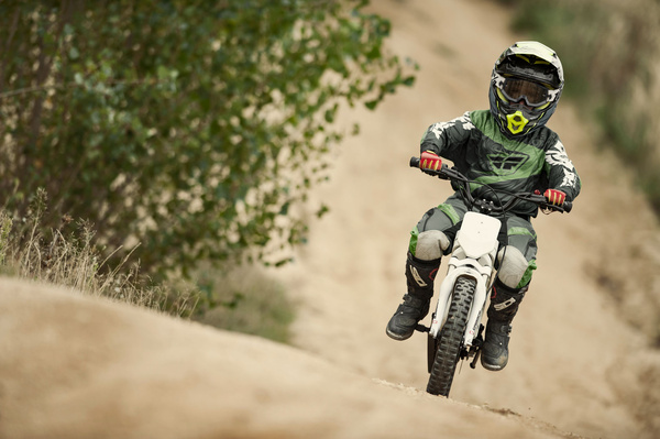 Elektrické moto Kuberg YOUNGRIDER START | eshop KTM